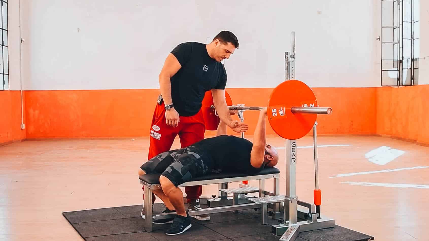 Strong 5: Panca Piana by Domingo Poliandri - FitnessX